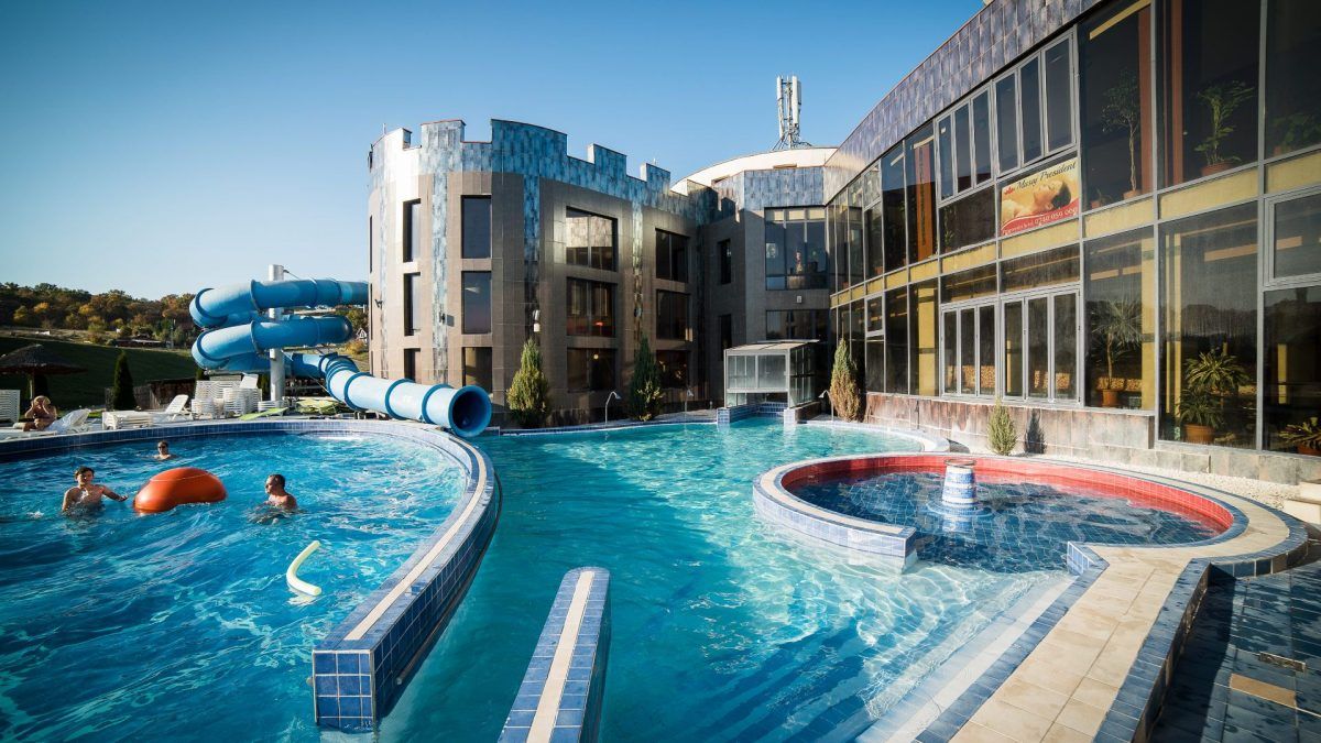 Băile Felix – o adevărată fabrică de sănătate şi de relaxare - Coltisor ...