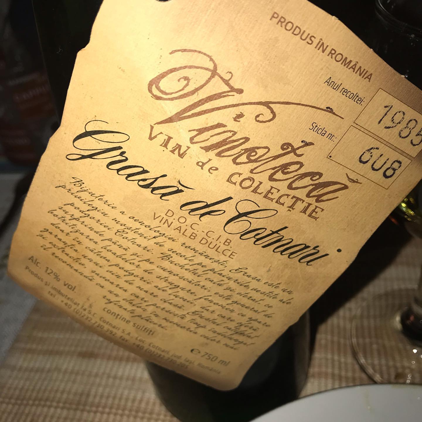 Vinurile de Cotnari - aurul lichid al României - Coltisor de Romania