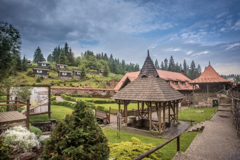 Nici nu știți ce loc minunat este localitatea Băile Homorod - Coltisor ...