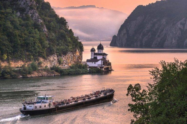 Orșova - o minunată destinație de weekend - Coltisor de Romania