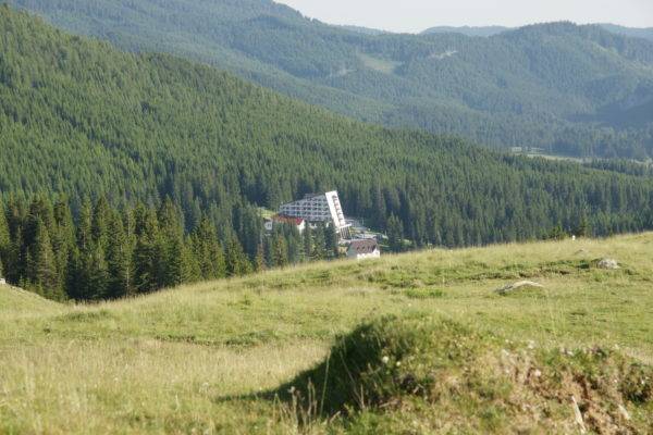 Ați fost vreodată la Hotel Peștera?!?! - Coltisor de Romania
