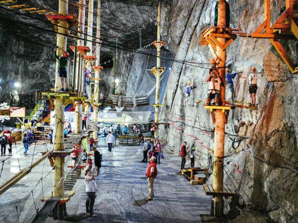 Salina Praid - cea mai mare salină din România - Coltisor de Romania