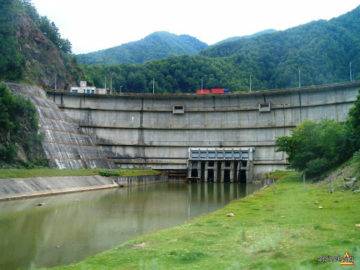 Malaia - un tărâm de basm de pe Valea Lotrului - Coltisor de Romania