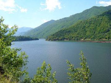 Malaia - un tărâm de basm de pe Valea Lotrului - Coltisor de Romania